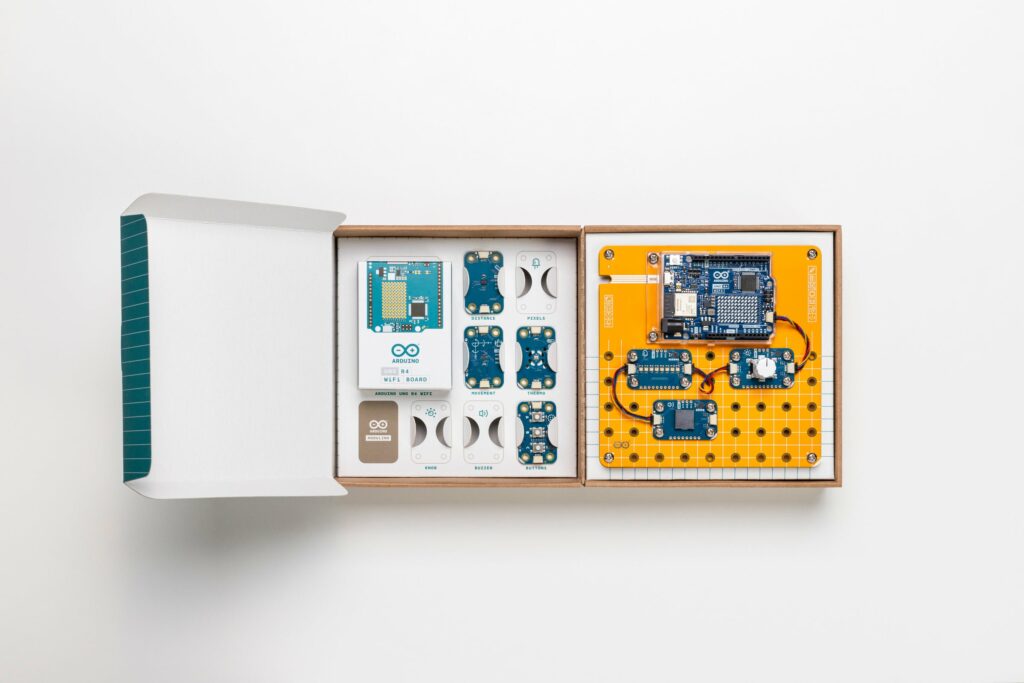 Arduino Plug and Make Kit | Electronics in Touch Co.